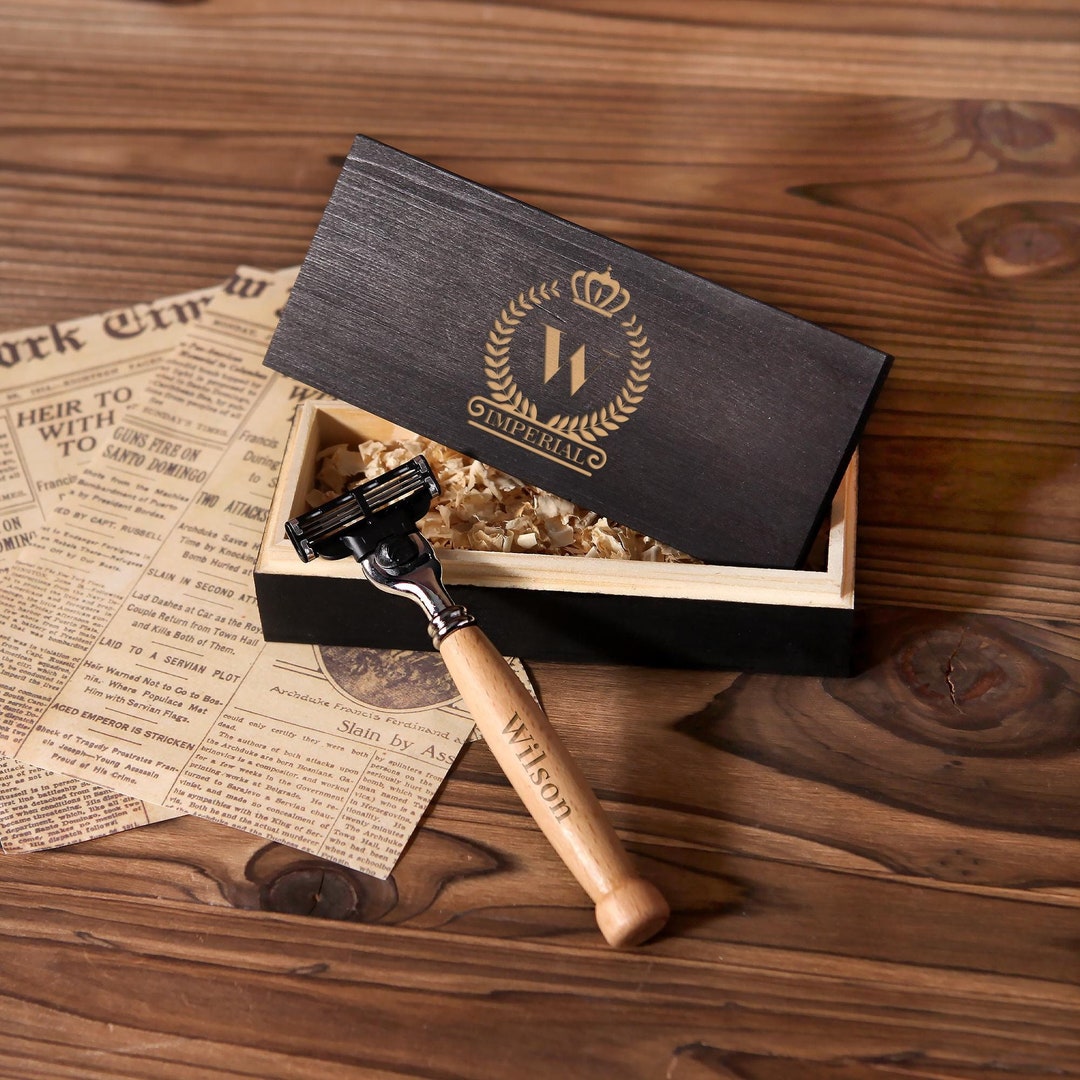Personalized Razor With Wood Handle - Groomsmen Gift Set, Wedding Favor ...