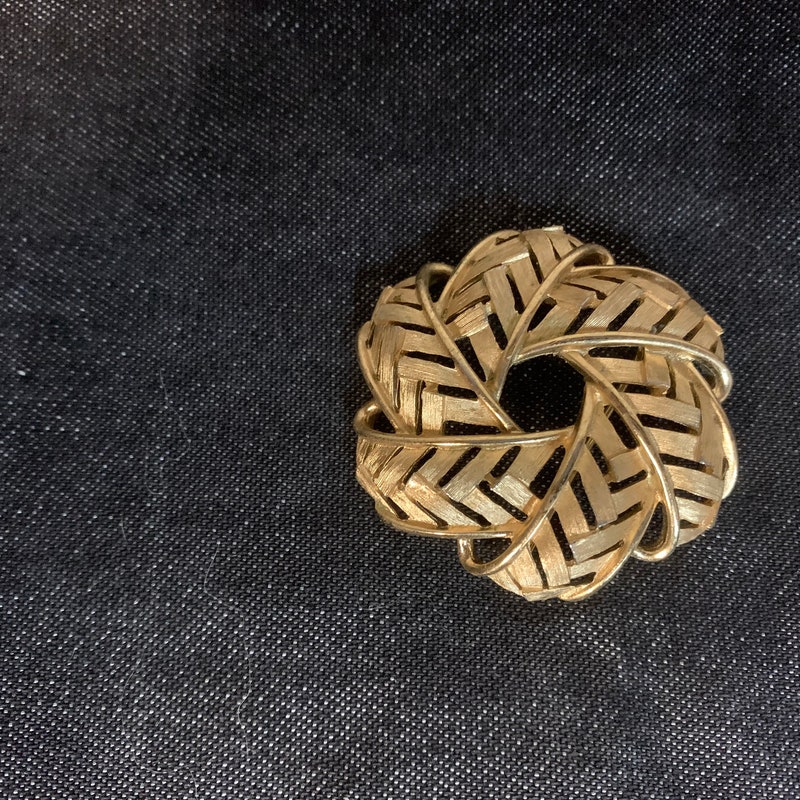 Trifari Brooch - Etsy