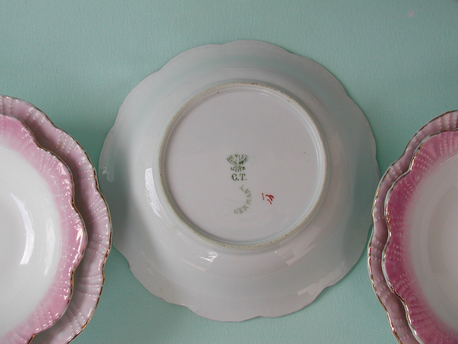 Pink Table Setting, Pink Dining, Pink Dishes, Porcelain Bowl Set, Pink ...