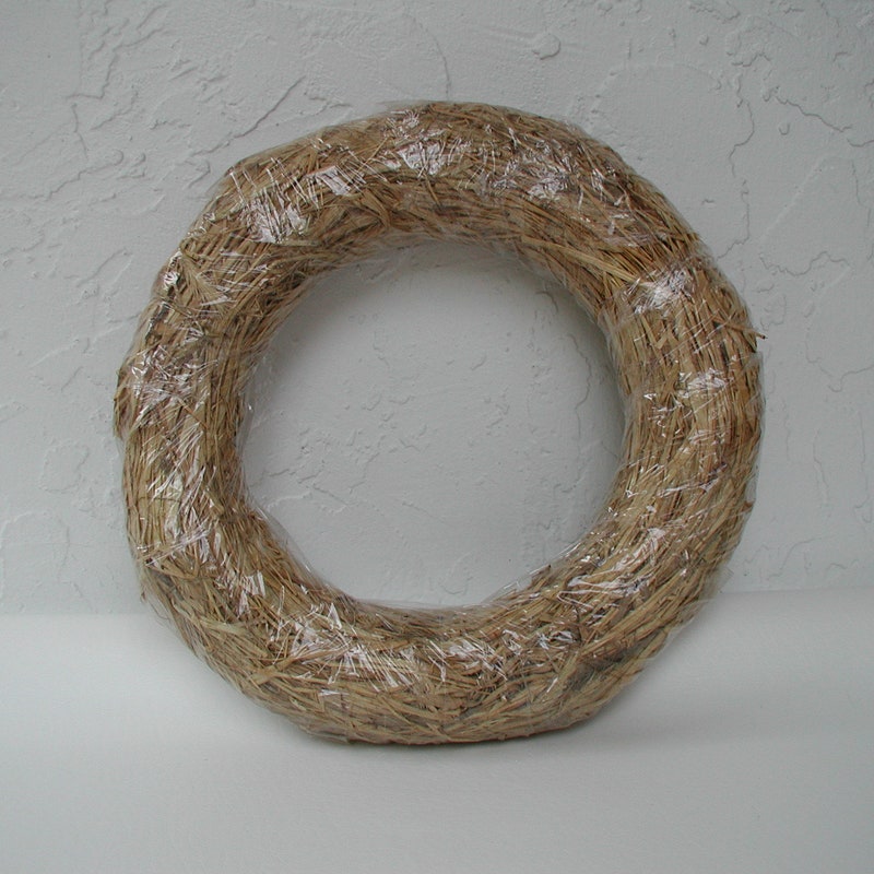 Straw Wreath - Etsy