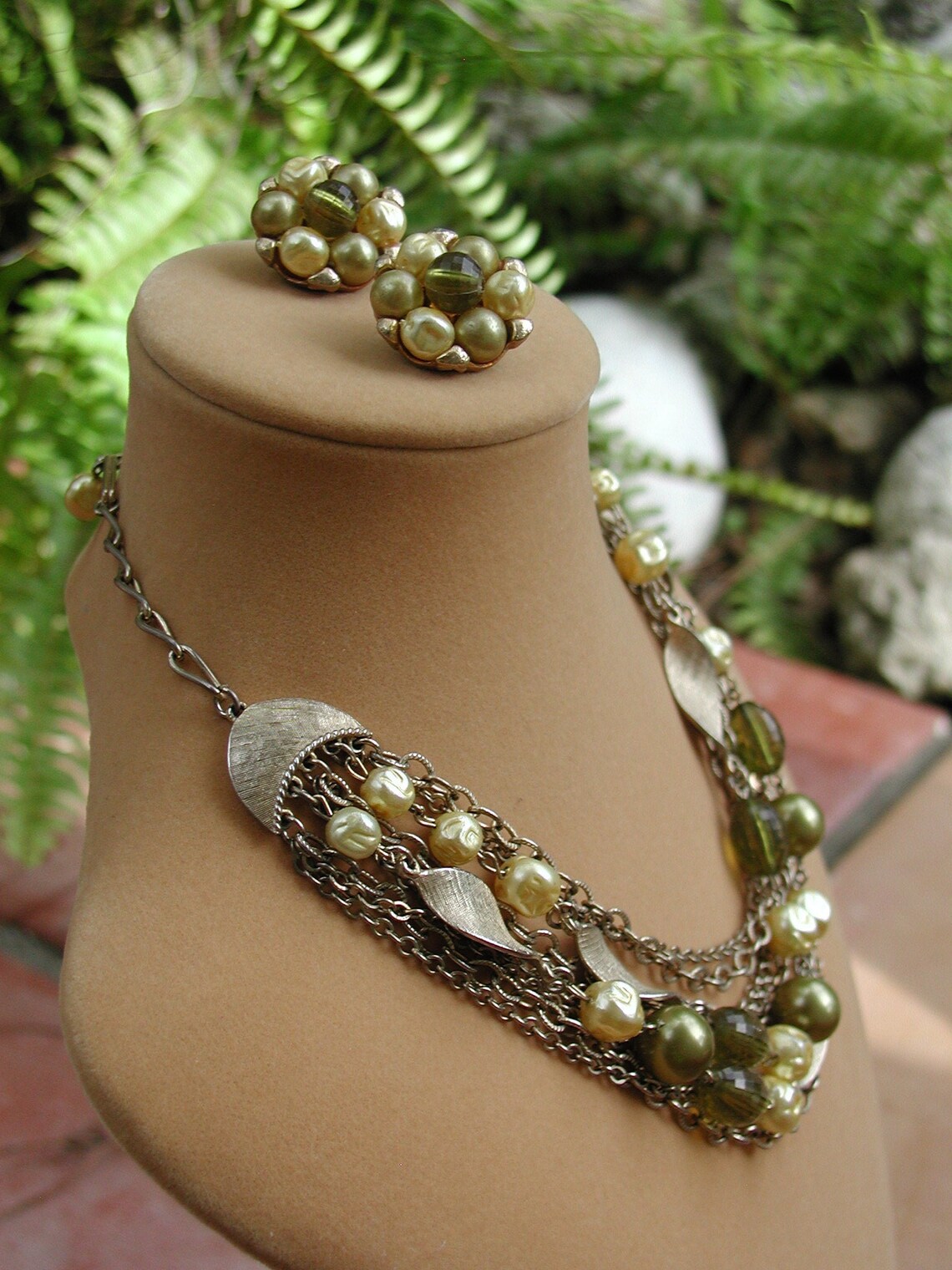 Chain Choker Necklace 16 Inch Green Beaded 10 Strain - Etsy