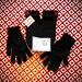 If Youre Feeling Smitten, Get the Couples Mitten Shareable Gloves Make ...