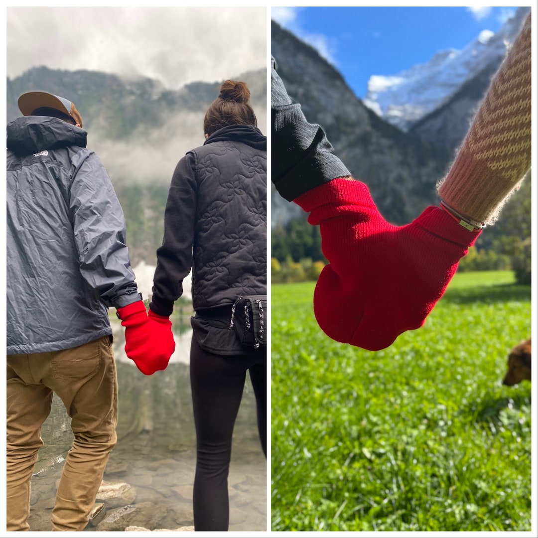 Romantic Accessory for Couples. Smitten Couples Mitten, Gloves and ...