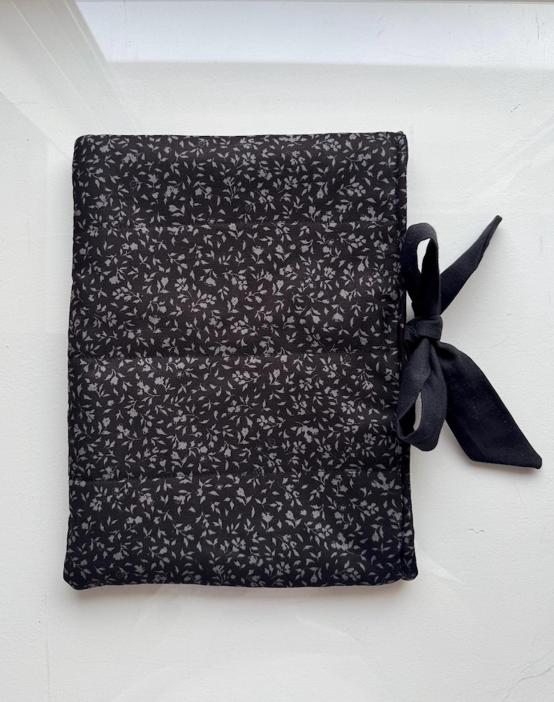 Handmade Fabric Book Sleeve: Padded Book Protector for Readers - Etsy