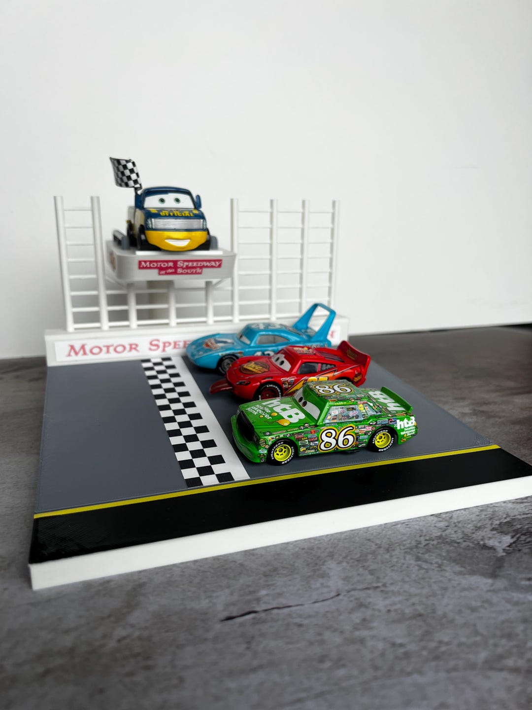 Cars Diorama Finish Line Scene | Cars Diorama | Gifts for Cars ...
