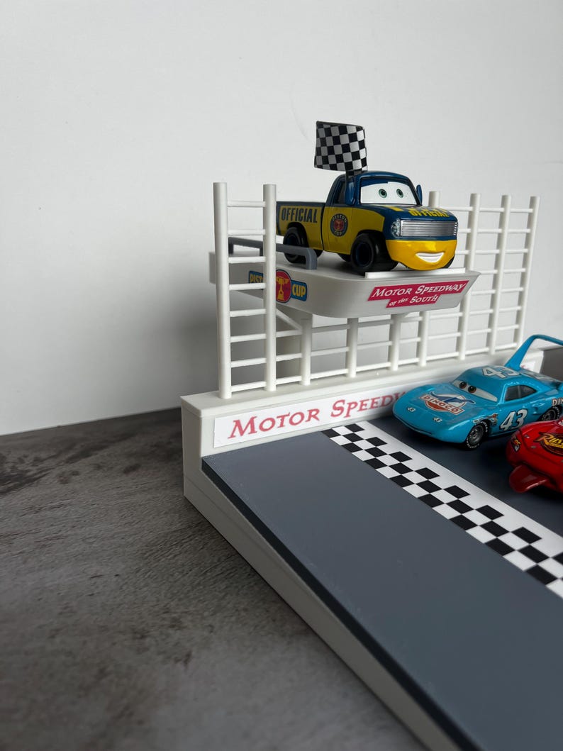 Cars Diorama Finish Line Scene | Cars Diorama | Gifts for Cars ...