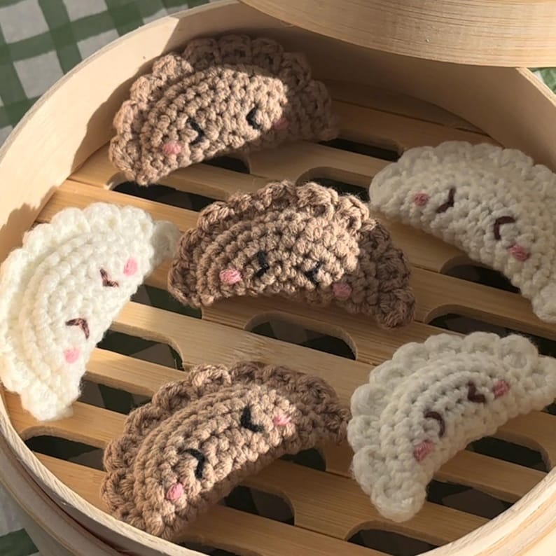 Crochet Gyoza Keychain | Crochet Dumpling | Dimsum | Amigurumi Dimsum ...