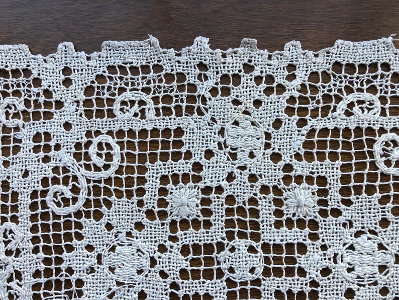 Vintage Filet Lace Doily – Rectangular Beige Netting Table Scarf (11.5 ...