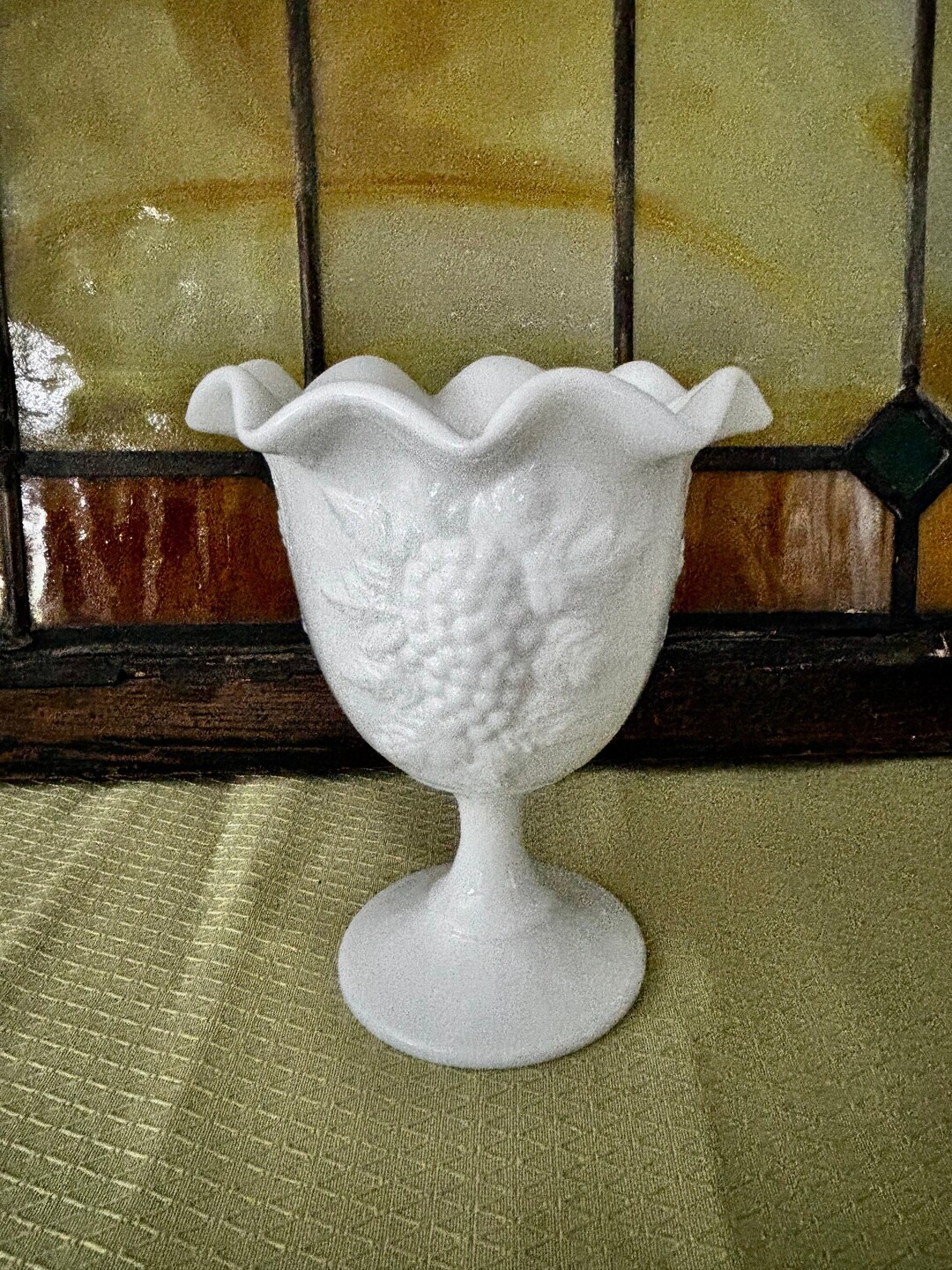 L.E. Smith Milk Glass Ruffled Compote - Vintage Milk Glass Compote ...
