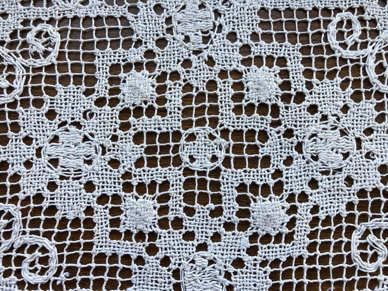 Vintage Filet Lace Doily – Rectangular Beige Netting Table Scarf (11.5 ...