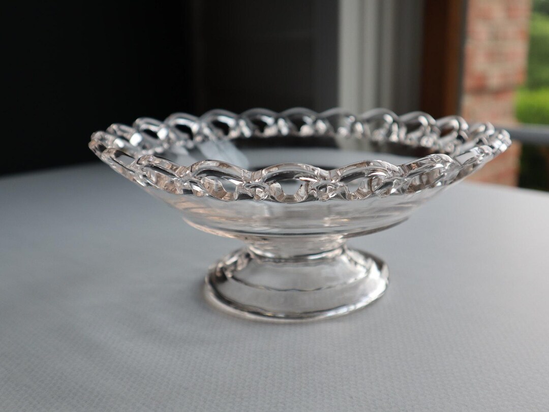 Vintage Lace Edge Clear Glass Footed Bowl - Etsy