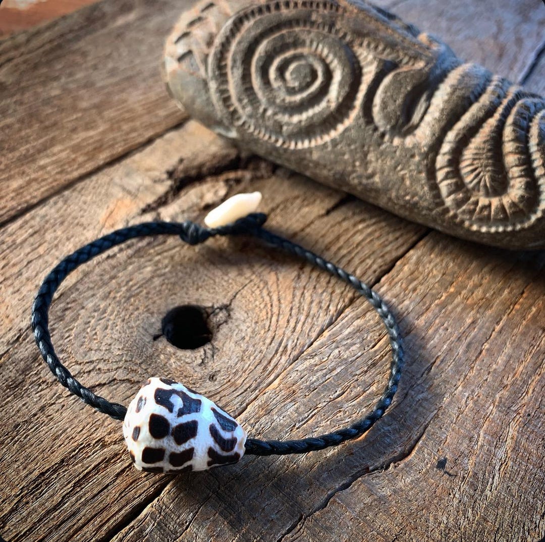 Hawaiian Hebrew Cone Shell Bracelet Size 9 - Etsy