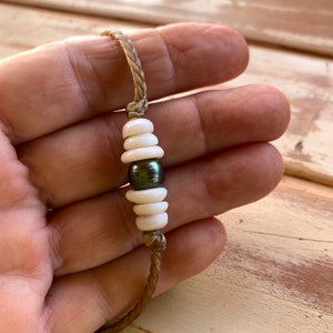 Tahitian Pearl With Puka Shells Bracelet With Locking Seaglass Clasp - Etsy