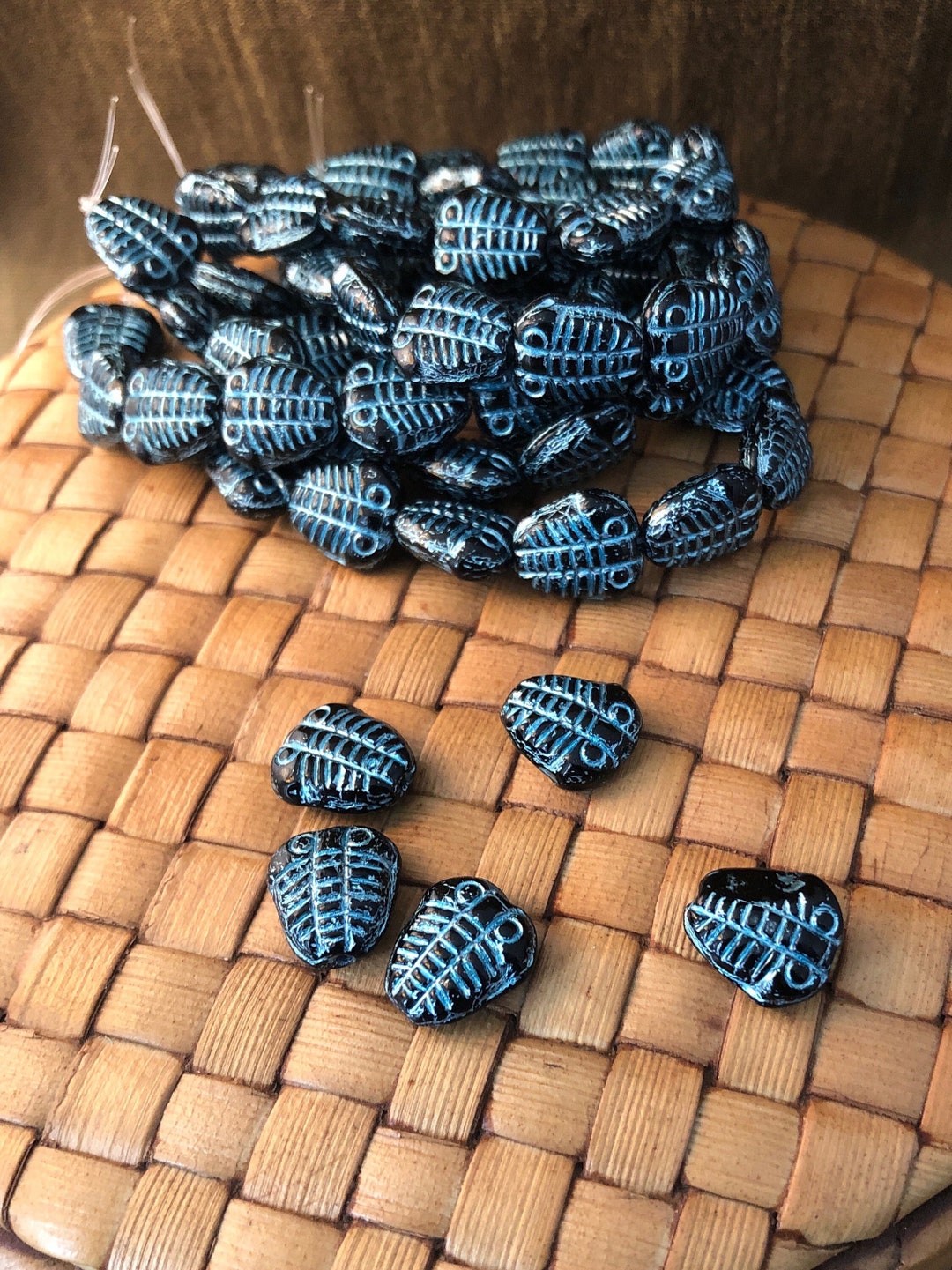 10x11mm Czech Glass Trilobite Beads - Black With an Electric Blue Wash ...