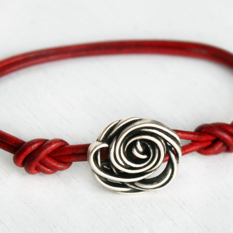 Red Rose Bracelet - Etsy