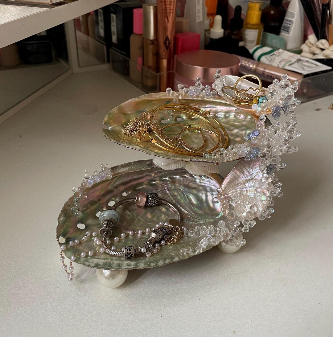 SILVER - Shell Jewelry Holder - Jewellery Display- Beach and Ocean ...