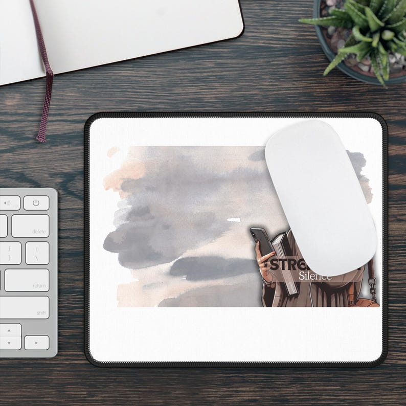 Hijabi Gaming Mouse Pad, Muslim Woman Strength in Silence Desk Mat ...