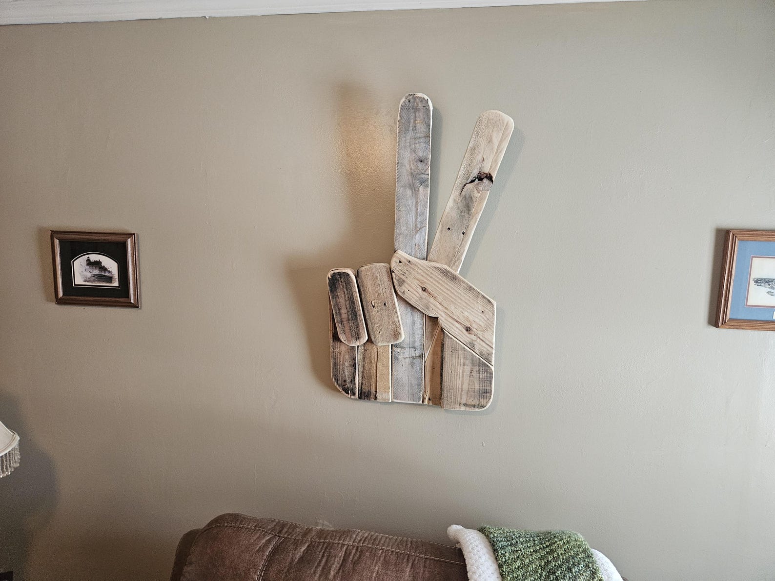 Peace Hand Gesture. Hand Made Wall Art. Crafted From Reclaimed Pallet ...