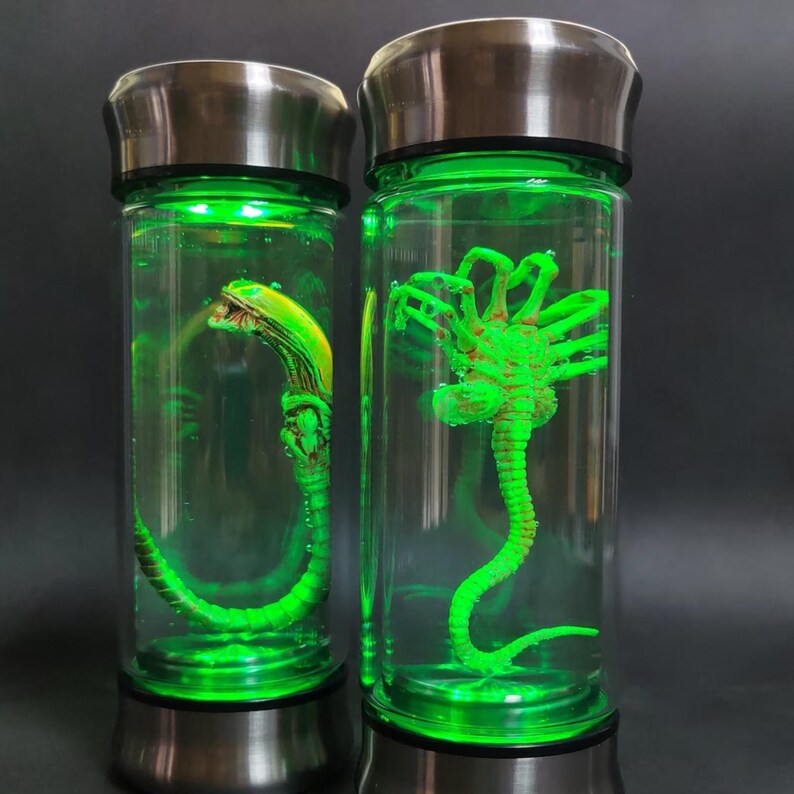 Alien Xenomorph Embryo LED Glow Test Tube Prop – Sci-fi Movie Horror ...
