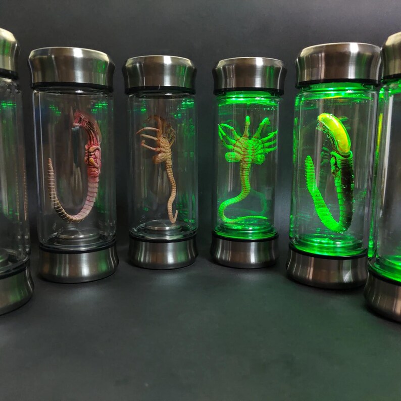 Alien Xenomorph Embryo LED Glow Test Tube Prop – Sci-fi Movie Horror ...