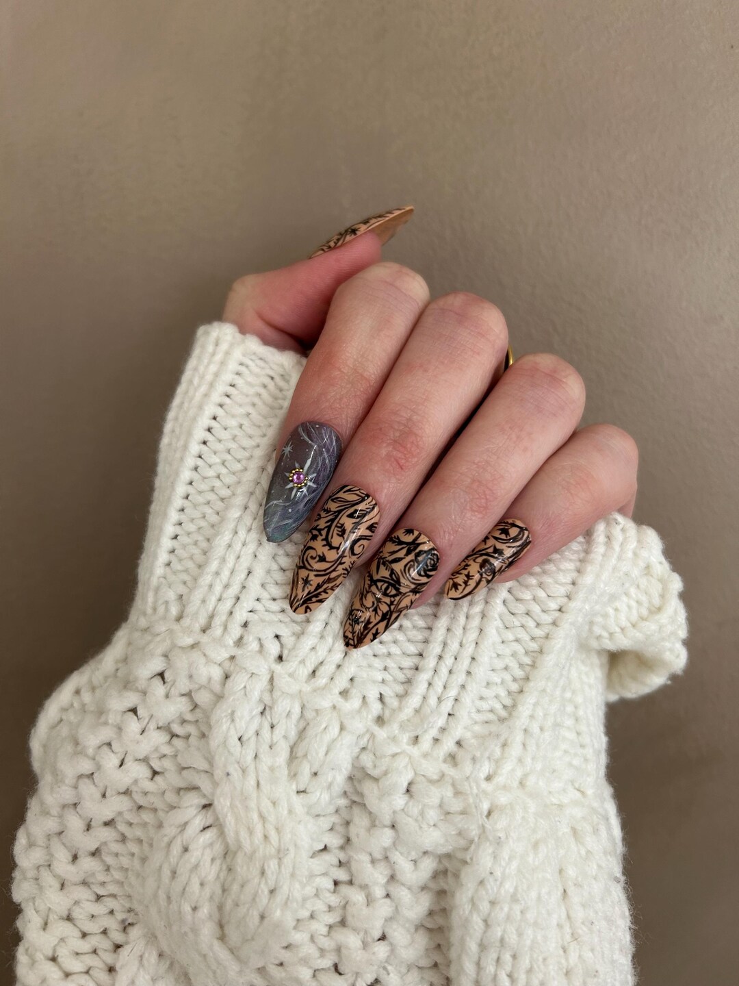 Velaris Press on Nails - Etsy