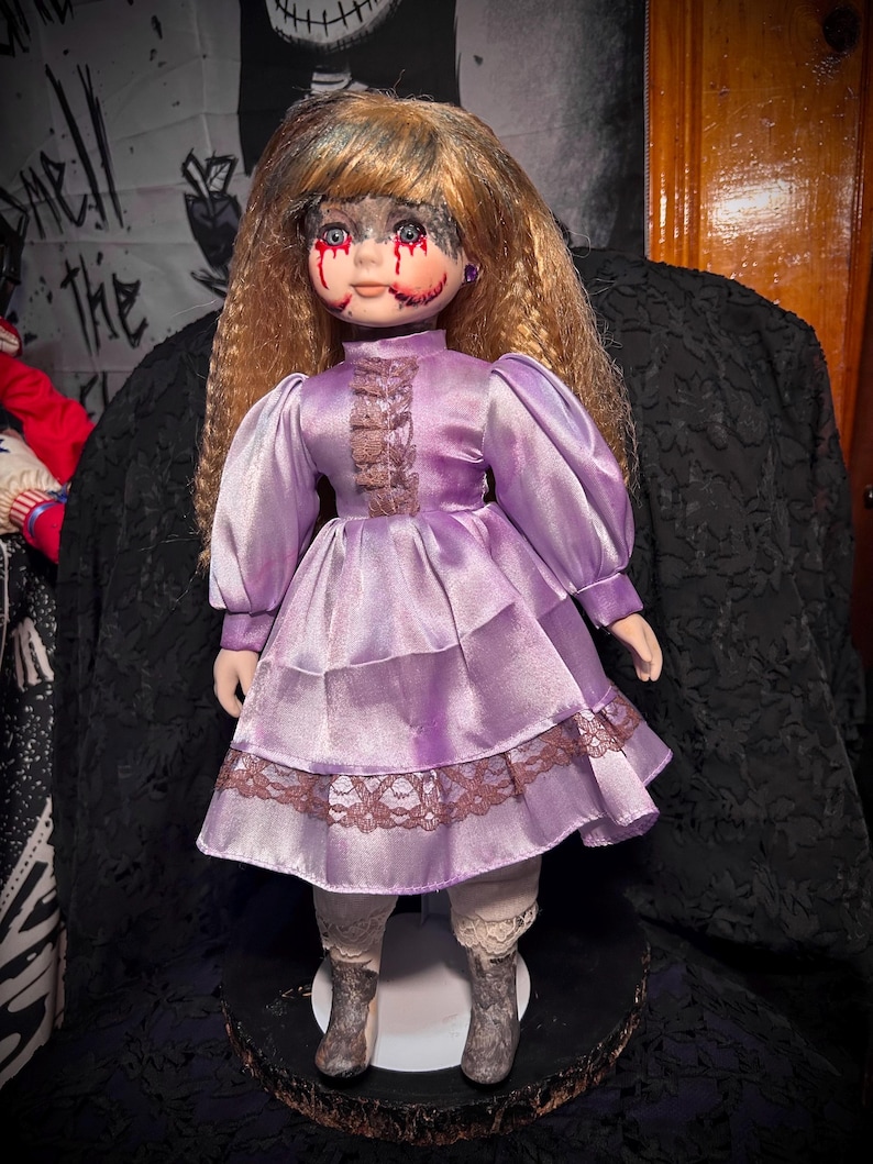 Eerie Evil Horror Creepy Dark Art Oddity Vintage Porcelain Doll With ...