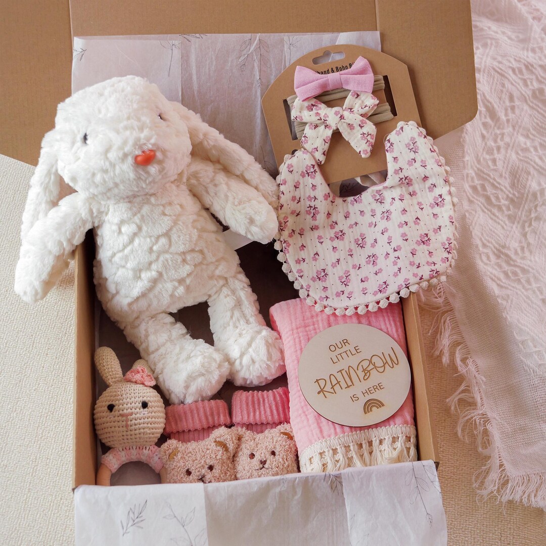 Cute Baby Gift Box Set, Newborn Gift Box, Gender Neutral, Personalized ...