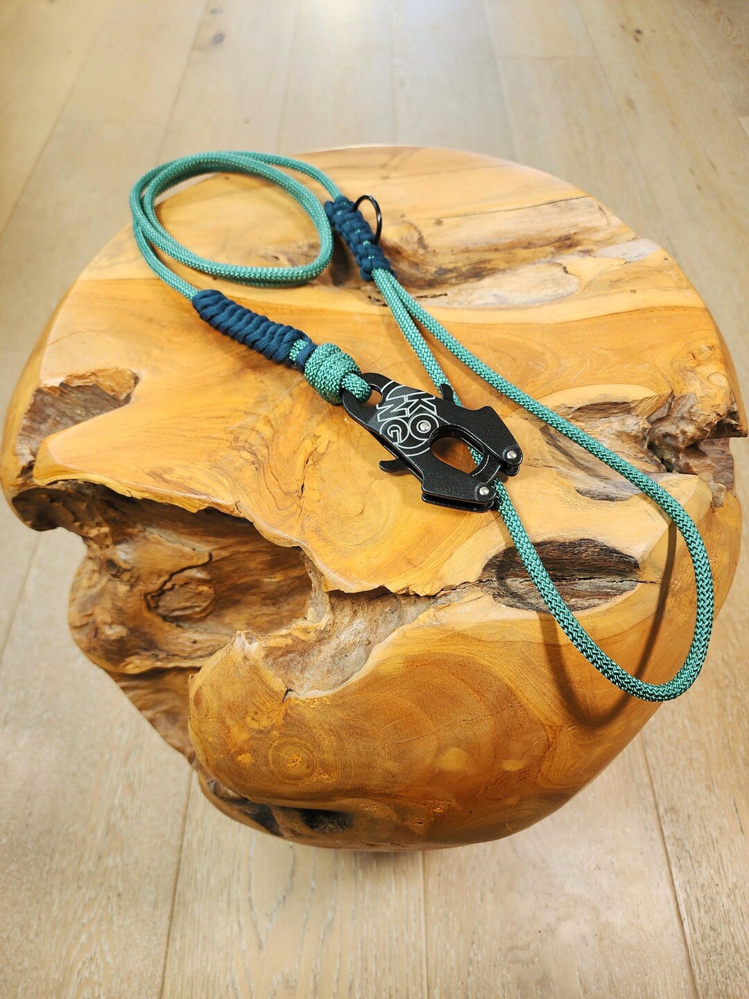 Custom Dog Leashes Made With 1/4" Utility Rope and Kong Frog With Rope ...