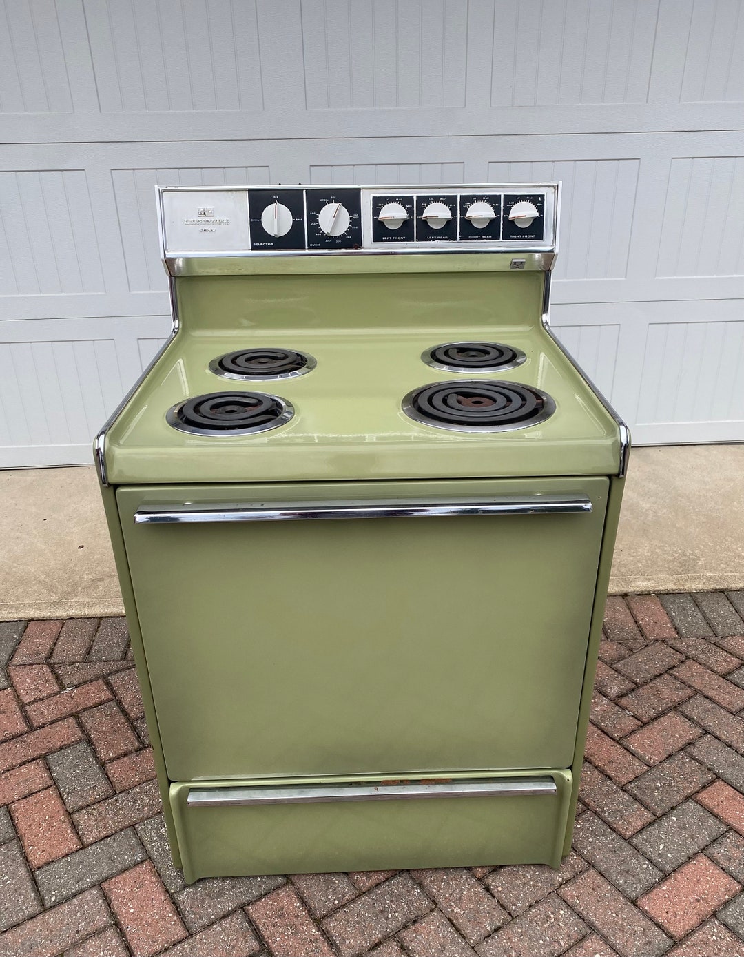 Midcentury Green Electric Range, 1960s Electric Stove, Avocado Stove ...