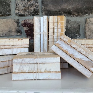 Farmhouse Book Decor, Bookshelf Decor, Vintage Book Stack, Vintage Book ...