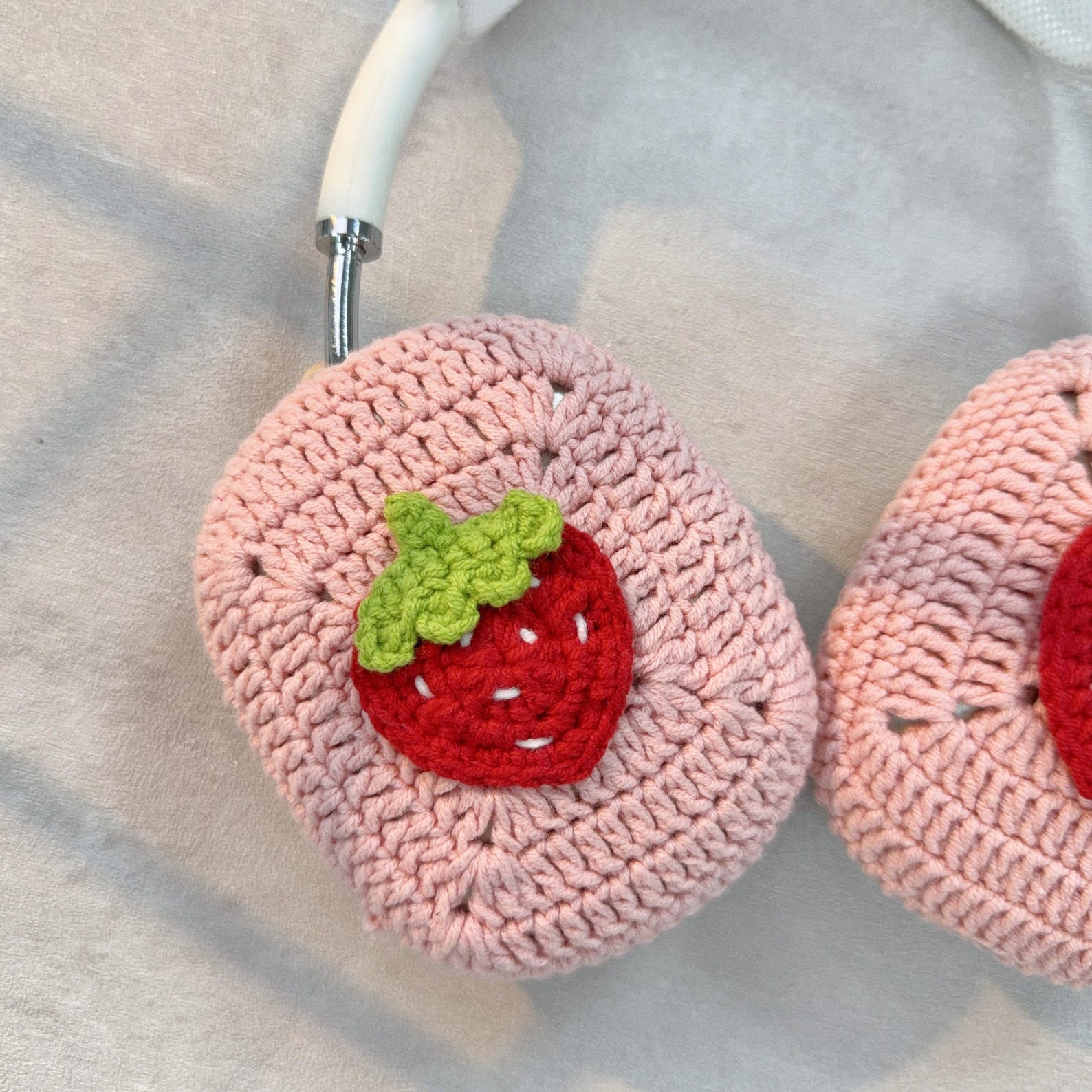 Pink Crochet Strawberry Airpods Max Headphone Covers|crochet Airpods ...