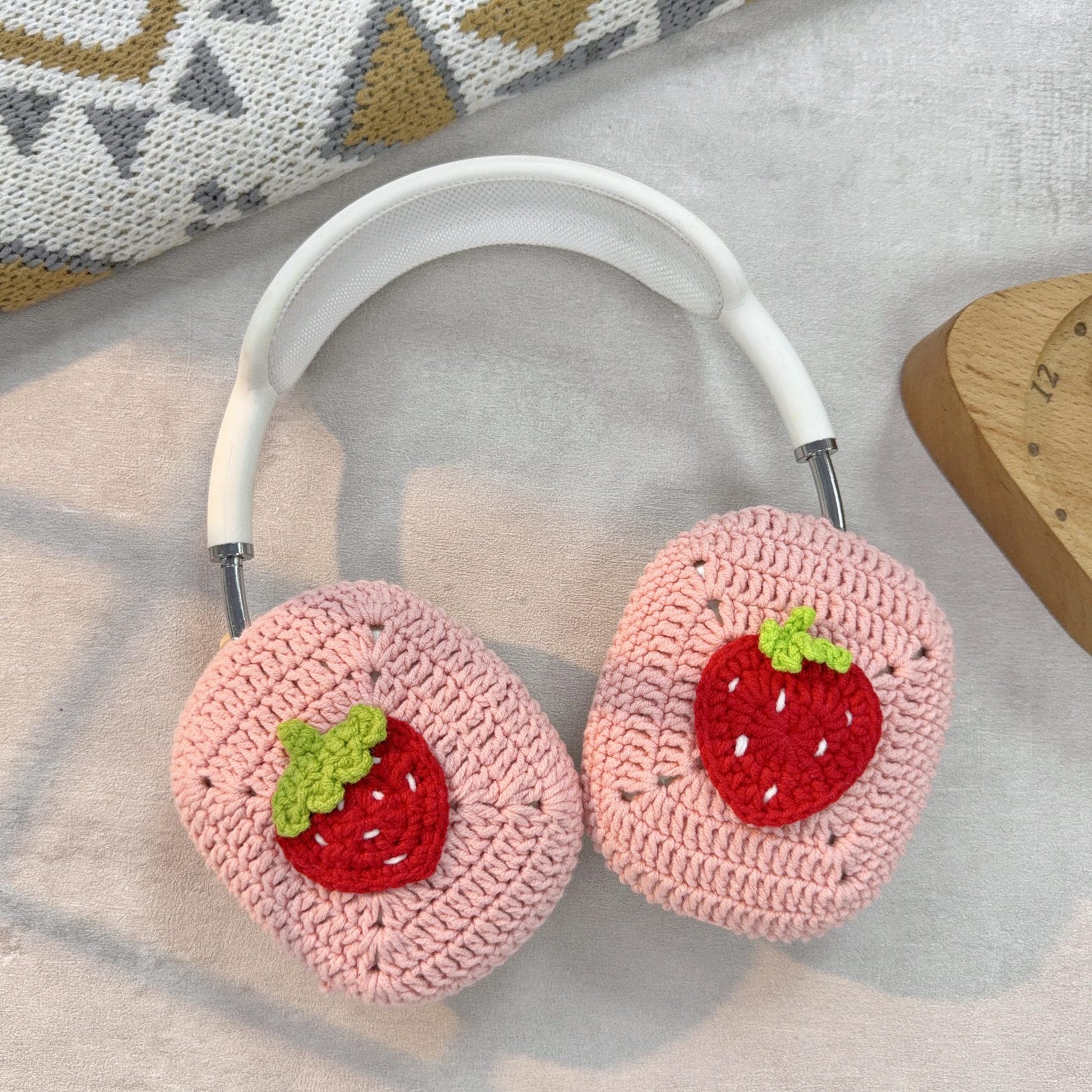 Pink Crochet Strawberry Airpods Max Headphone Covers|crochet Airpods ...