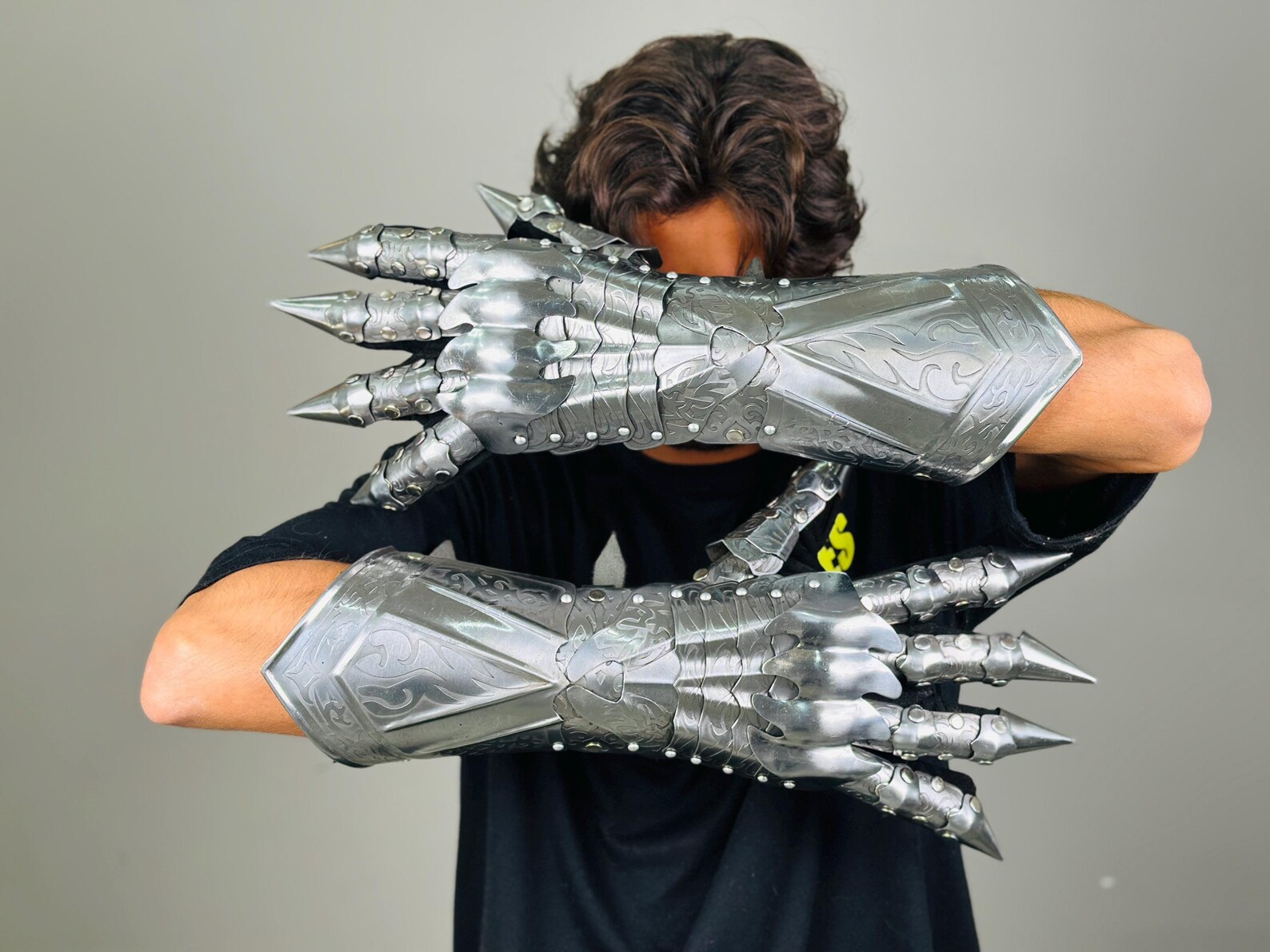 Nazgul Etching Gloves Set ~ Medieval Gauntlet Gloves Pair - Etsy