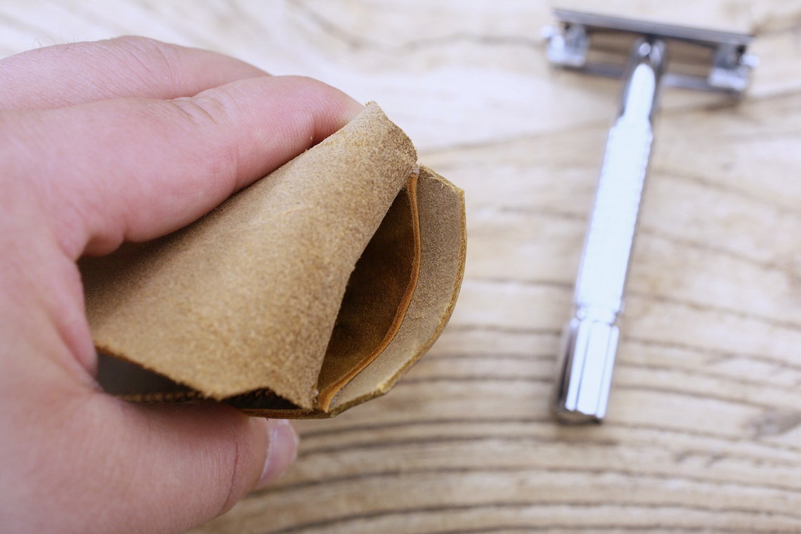 Personalized vintage distressed leather razor travel case | Etsy