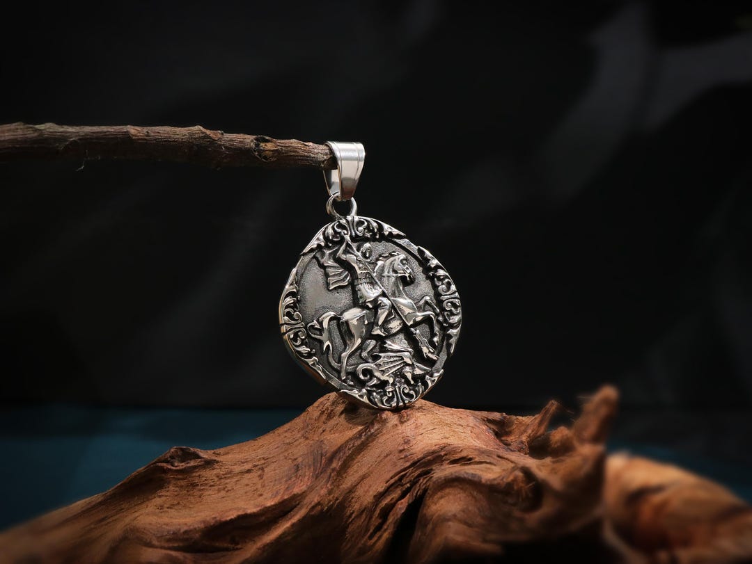 Men's Silver Knight Pendant Necklace - Armored Knight Horse Necklace ...