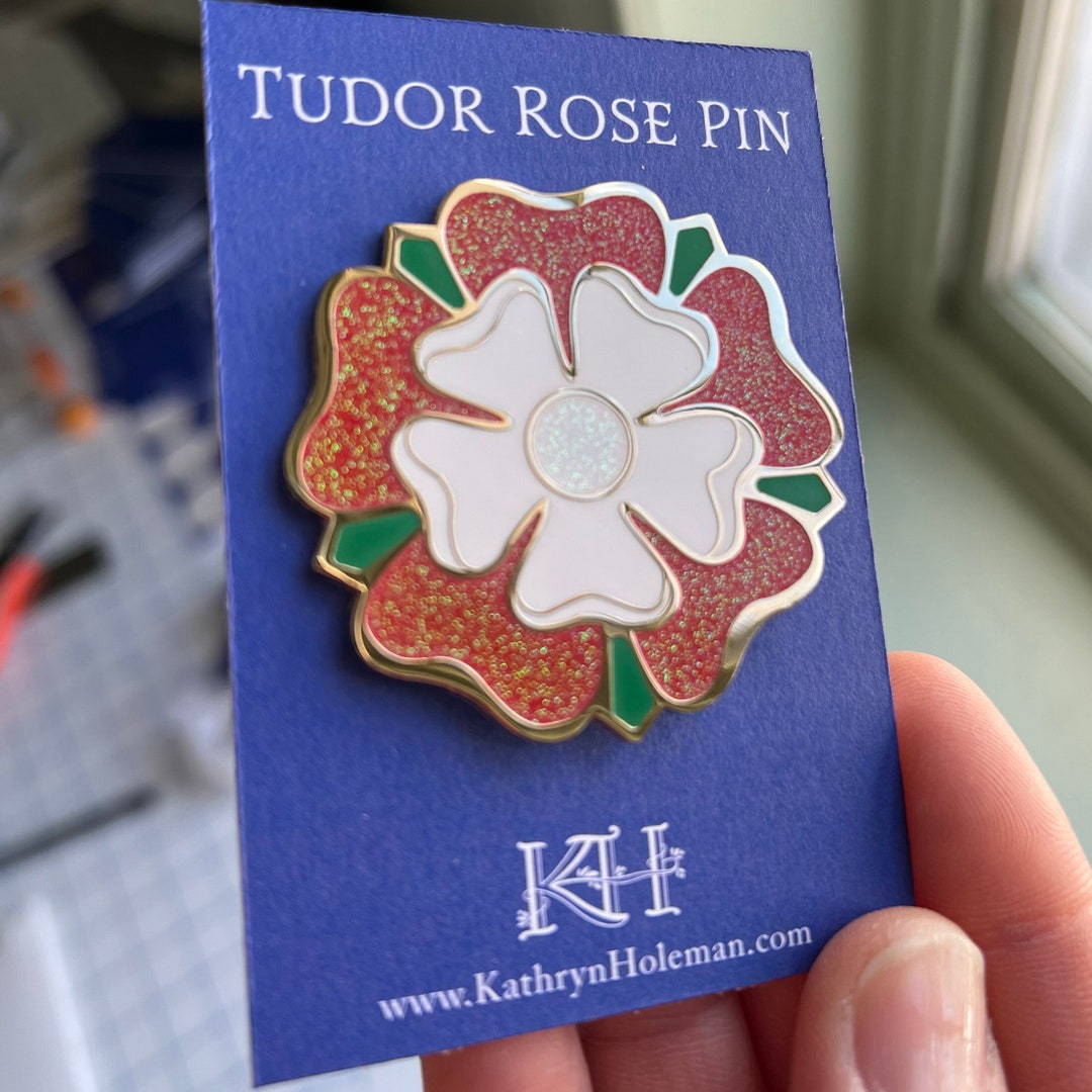 Shiny and Sparkly Tudor Rose Metallic Brooch With Red and Green Enamel ...