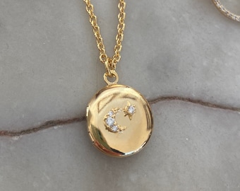 Moon Locket Necklace - Etsy