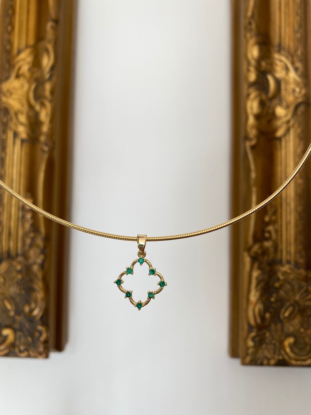 Emerald Green Clover Choker Necklace - Etsy
