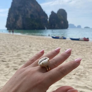 Gold Cowrie Shell Ring - Etsy