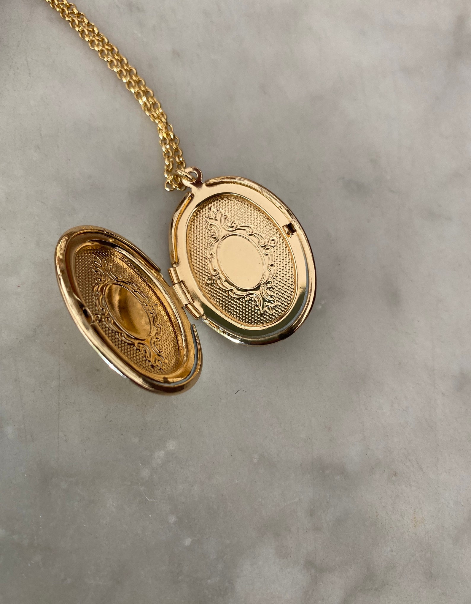 Oval Locket Long Chain Pendant Necklace - Etsy