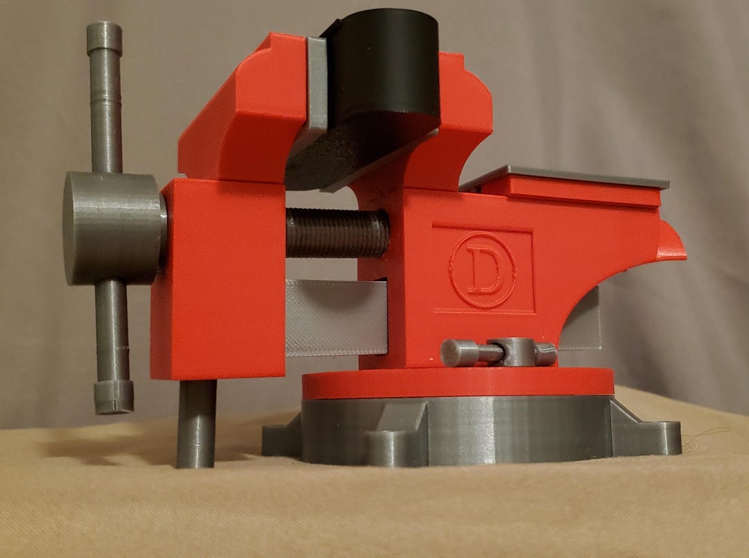 Bench Vise Kit - Desk Phone Holder & Conversation Piece - Perfect Gift ...