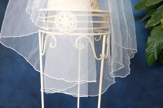Vintage Ivory Edged Tulle Mantilla Veil - Gem
