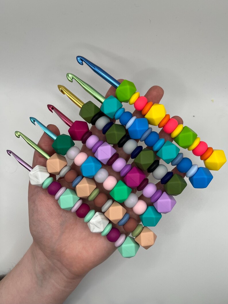 Silicone Beaded Crochet Hook: Ergonomic Crochet Notions - Etsy