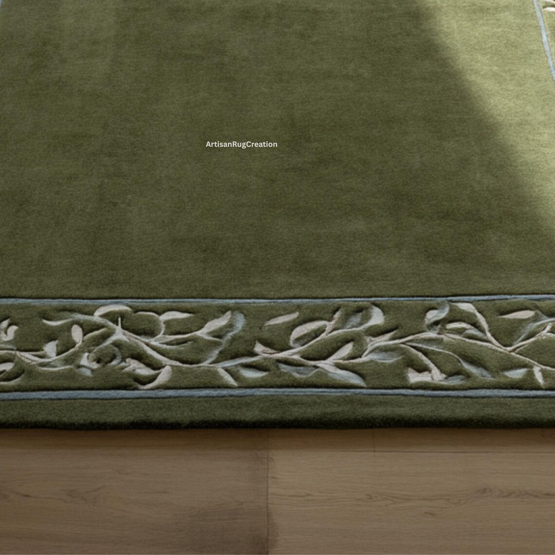Elegant Green Wool Rug With Carved Leaf Border – Hand-tufted Botanical ...
