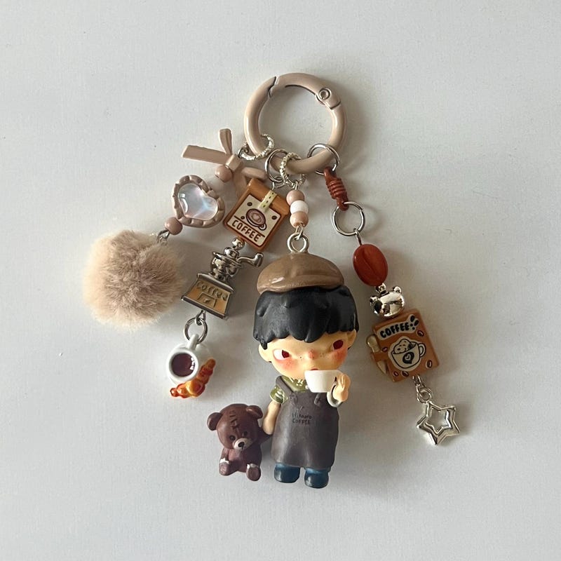 Keychains Hirono - Etsy