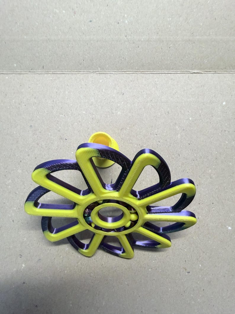 Fidget Spinner in Various Colours. - Etsy