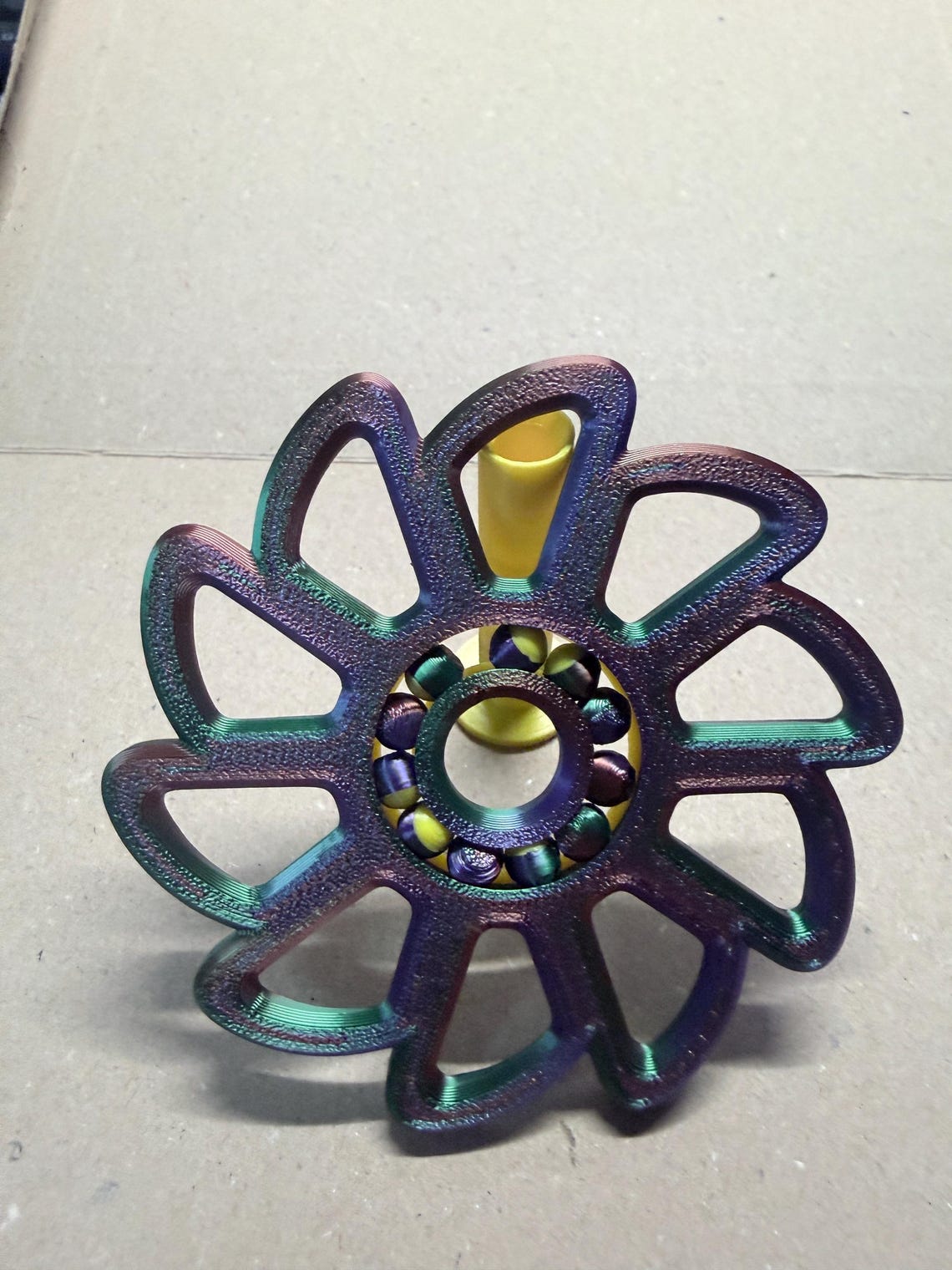 Fidget Spinner in Various Colours. - Etsy