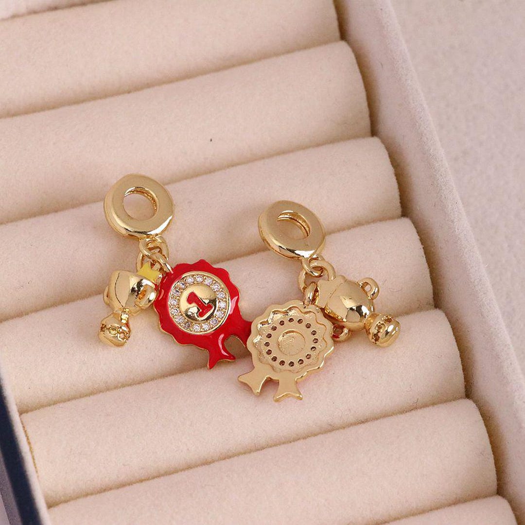 2pcs 18k Gold Enamel Rophy Badge Pendant, Champion Trophy Pendant ...