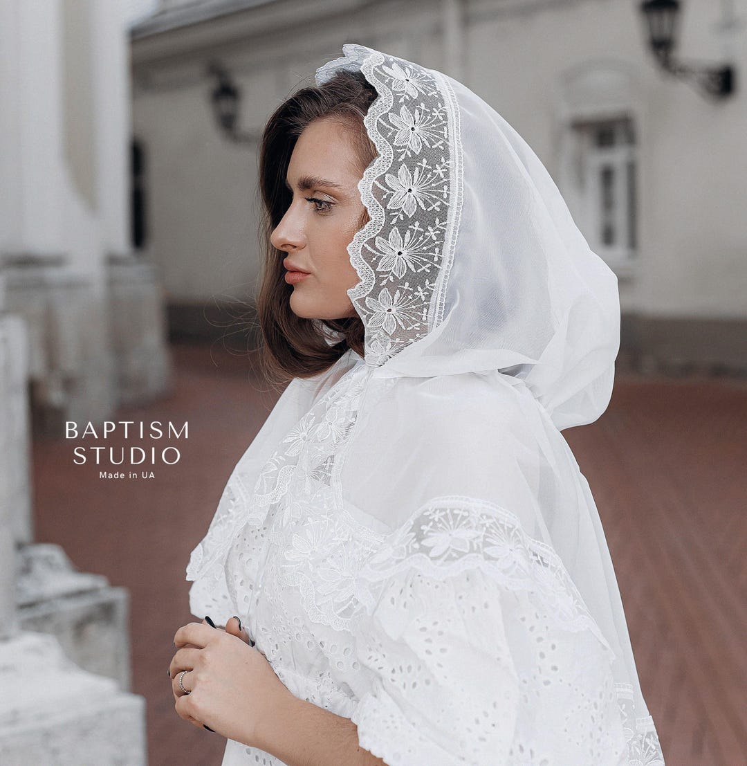 White Lace Church Veil: Embroidered Mantilla With Comb & Ties - Etsy