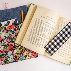 Book Sleeve Sewing Pattern in 3 Sizes: Padded Tablet or Kindle Case ...
